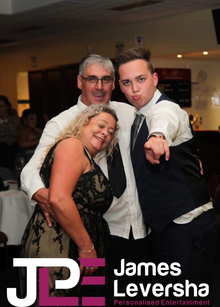 Brooke and Cale's Wedding - Warrnambool - James Leversha Personalised ...